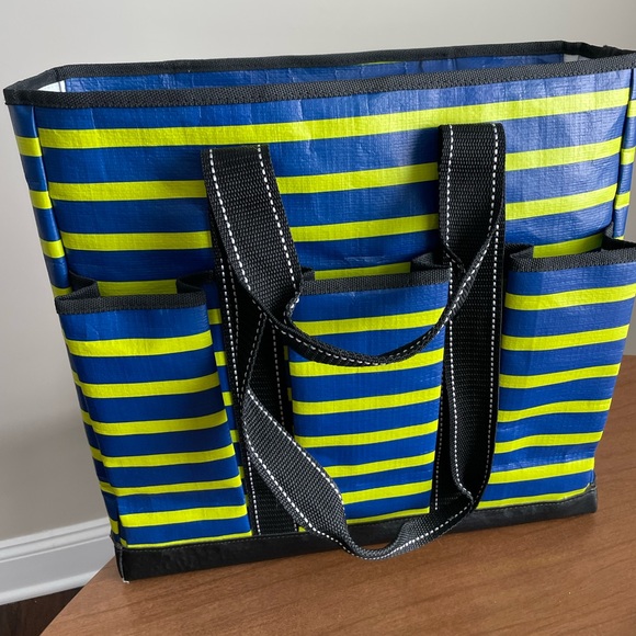 Scout | Bags | Scout Multipocket Insulated Tote | Poshmark